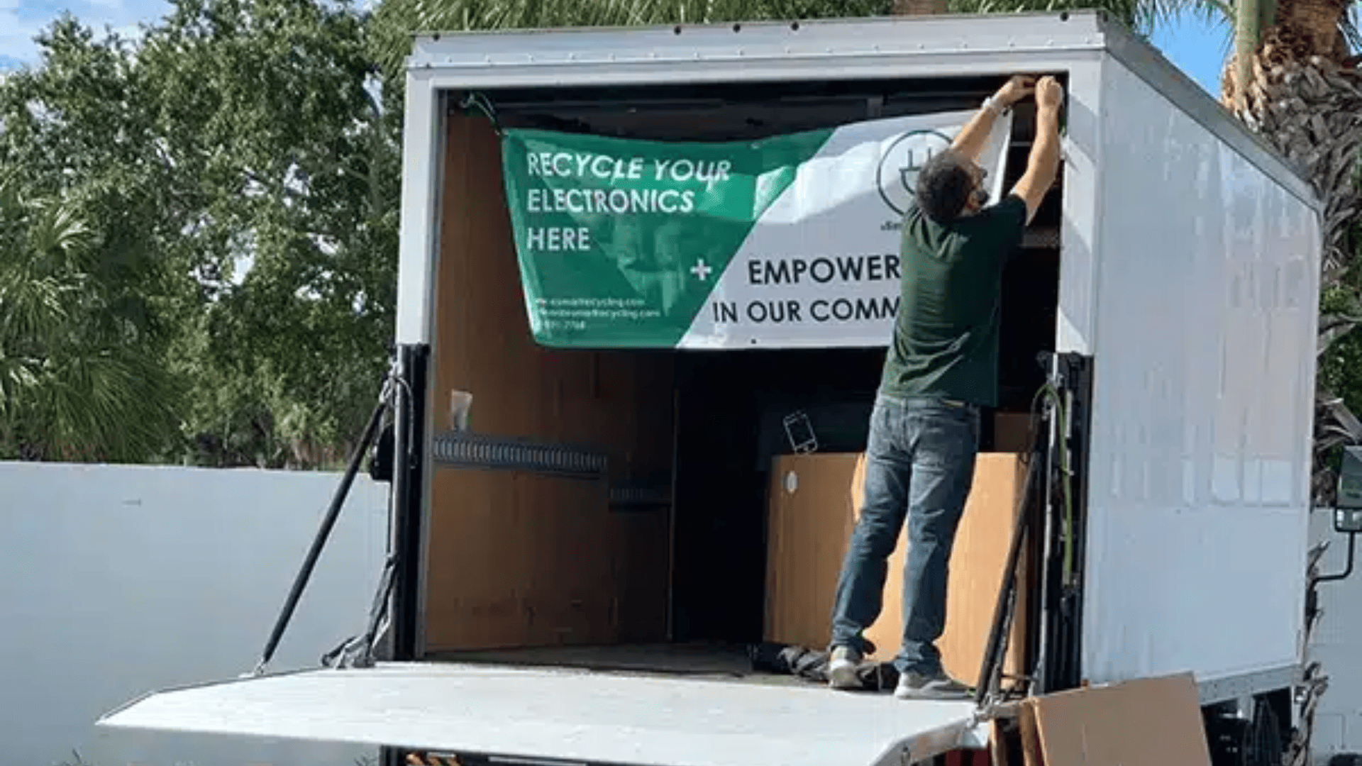 Services - esmartrecycling.com